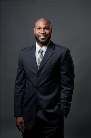 Dr. Calvin Spellmon, MD | Lemak Health | Sports Medicine Specialist