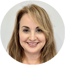 Eva Hernandez, PA-C | Metropolis Dermatology, Los Angeles, CA